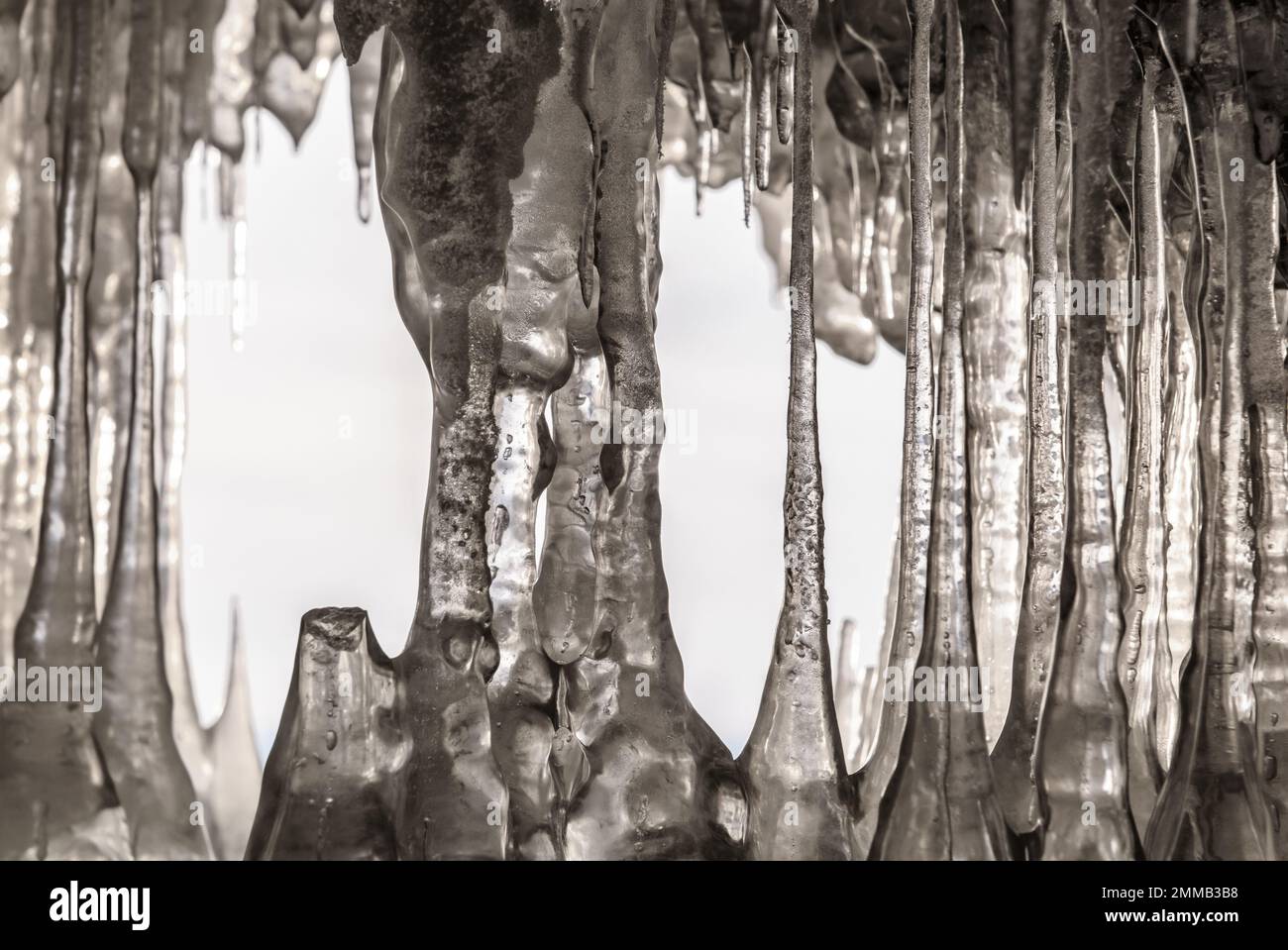 Icicles on cave hi-res stock photography and images - Alamy