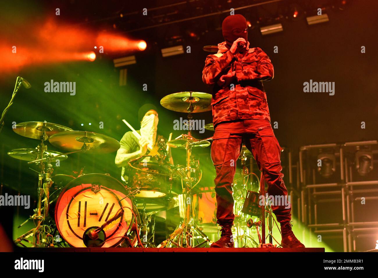 Tyler Joseph and Josh Dun of Twenty One Pilots performs during 'The ...