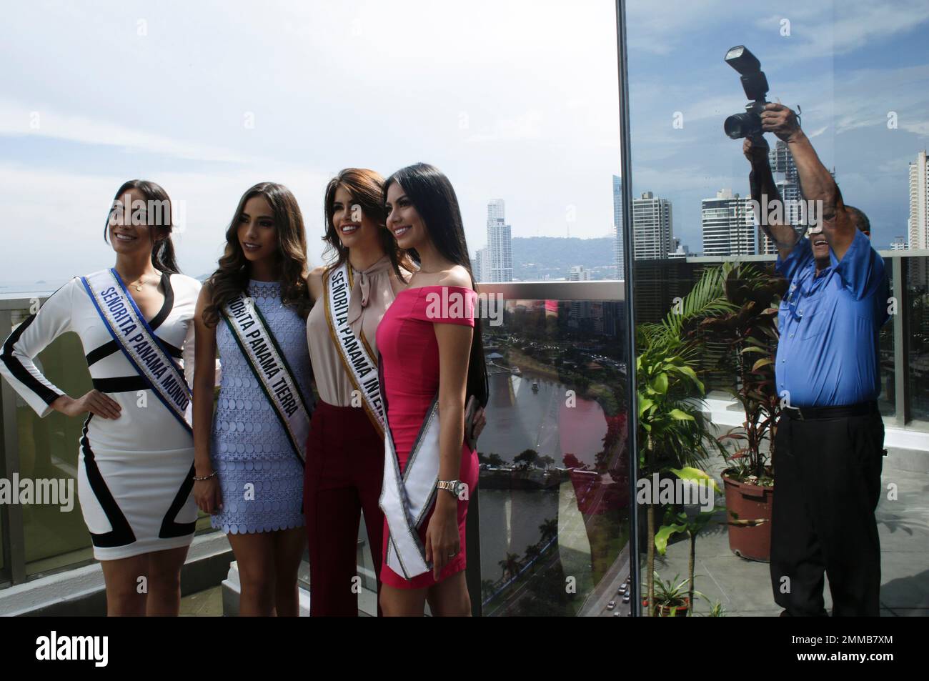 In this Sept. 12, 2018, Miss Panama Rosa Iveth Montezuma, fourth from ...