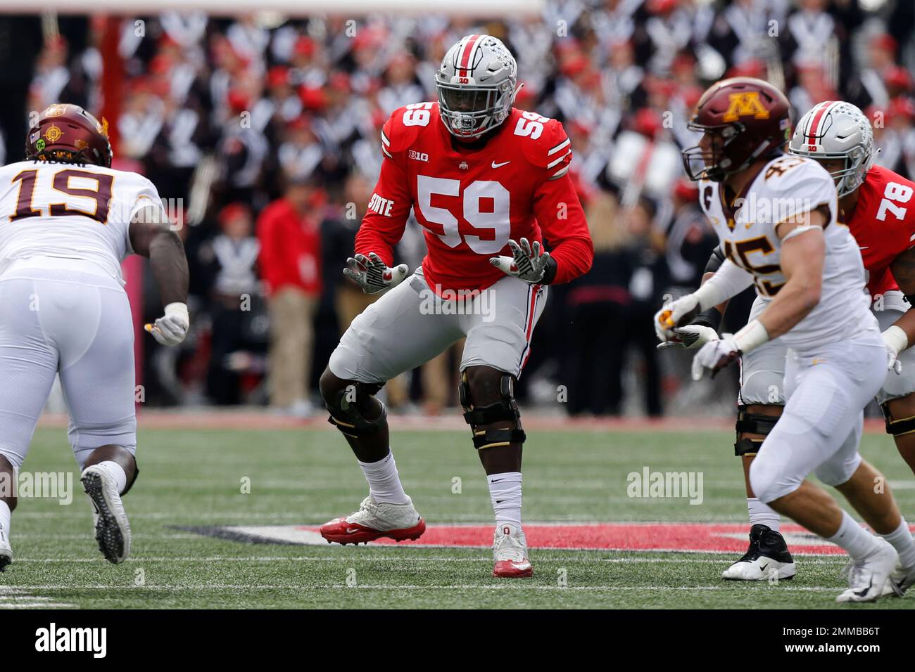 Ohio State offensive lineman Isaiah Prince plays against Minnesota ...