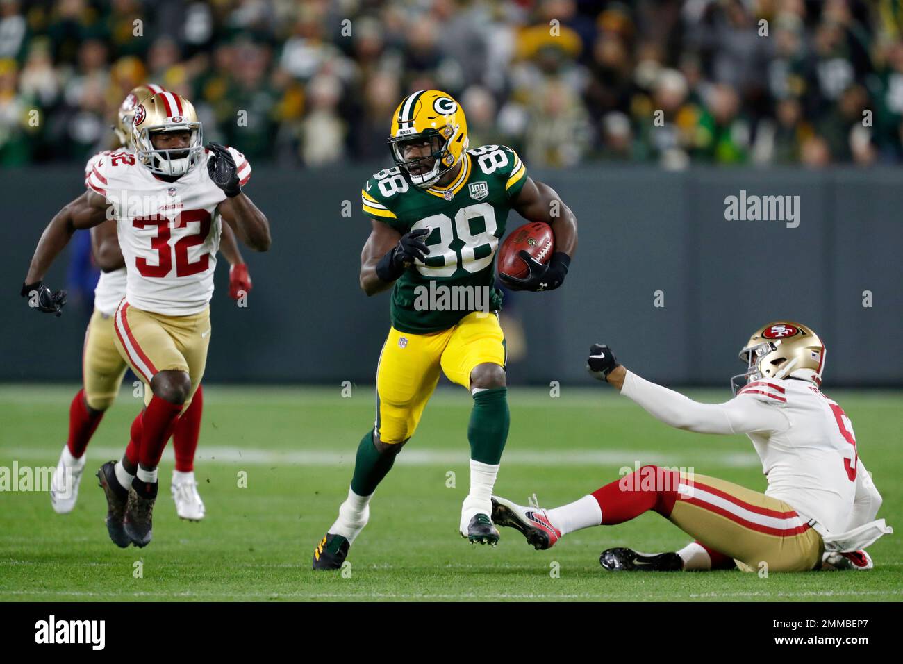 Green Bay Packers running back Ty Montgomery (88) runs on a kickoff ...