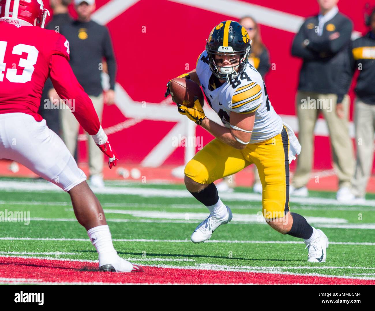 Iowa wide receiver Nick Easley (84) makes a move away from the ...