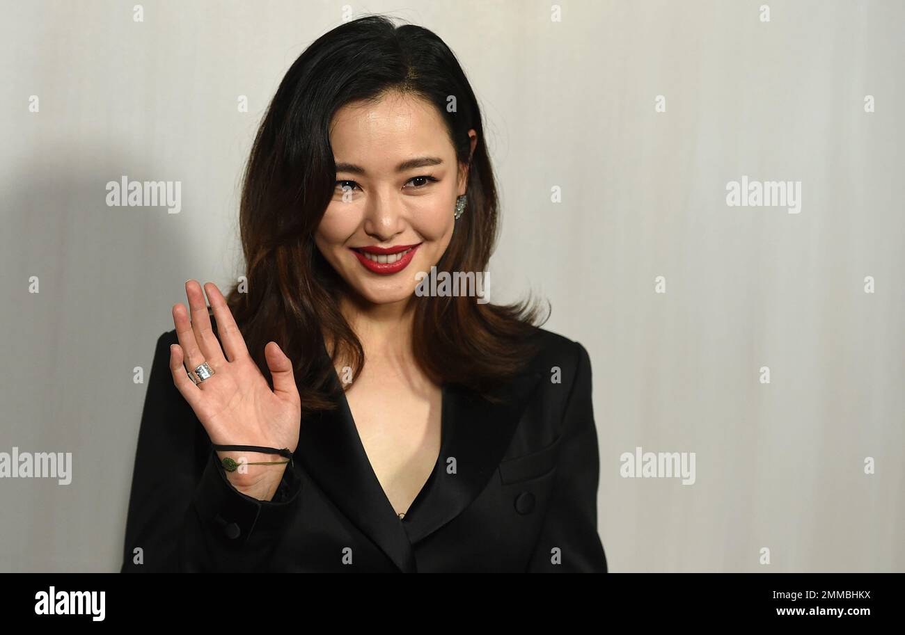 Lee Hanee arrives at the 16th Annual Hammer Museum Gala in the Garden ...