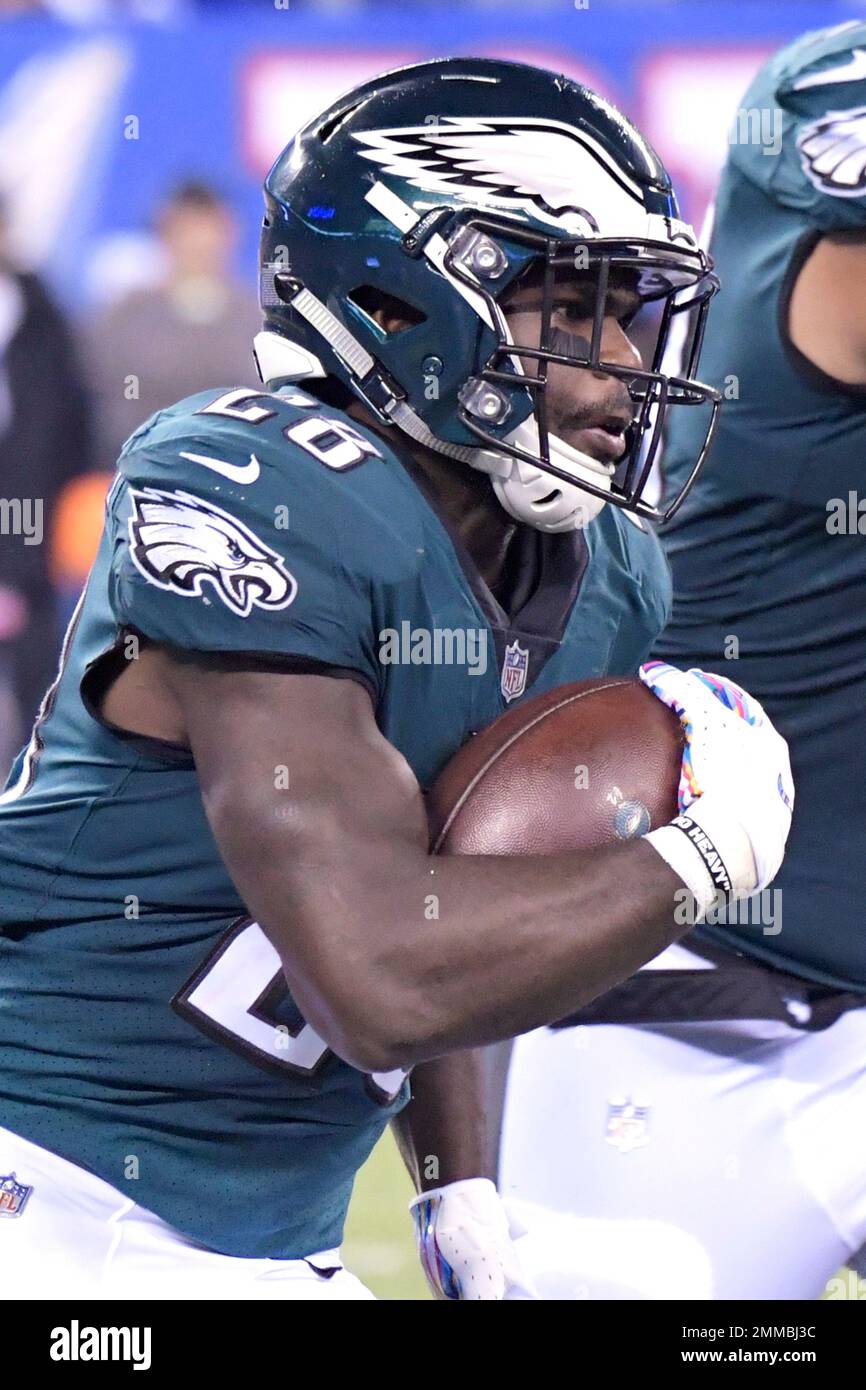 Philadelphia Eagles running back Wendell Smallwood (28) runs during the ...