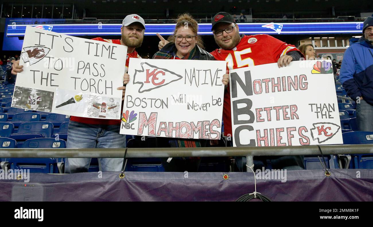 Kansas City Chiefs fans show support for their team before an NFL ...