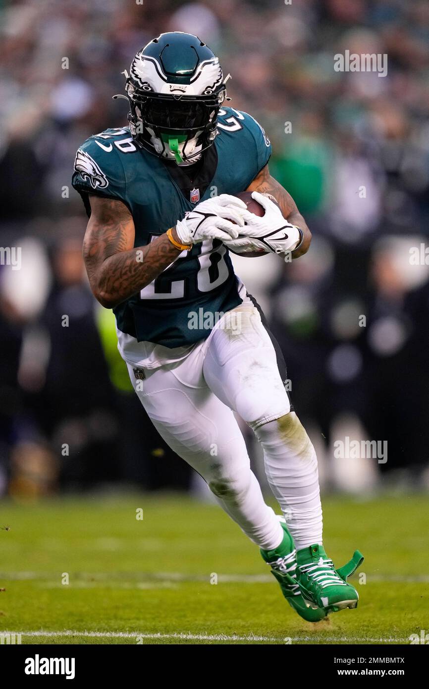 Philadelphia Eagles running back Miles Sanders runs for a touchdown ...