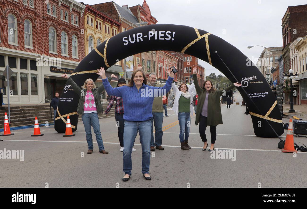 IMAGE DISTRIBUTED FOR EDWARDS DESSERTS - Edwards Desserts super fan ...