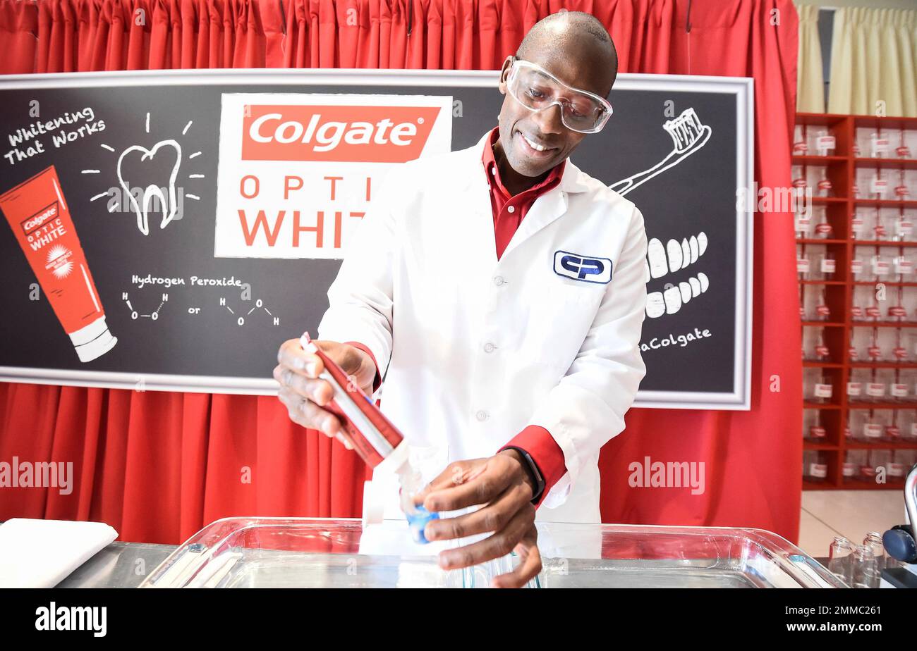 IMAGE DISTRIBUTED FOR COLGATE - Colgate Optic White demonstrates the ...