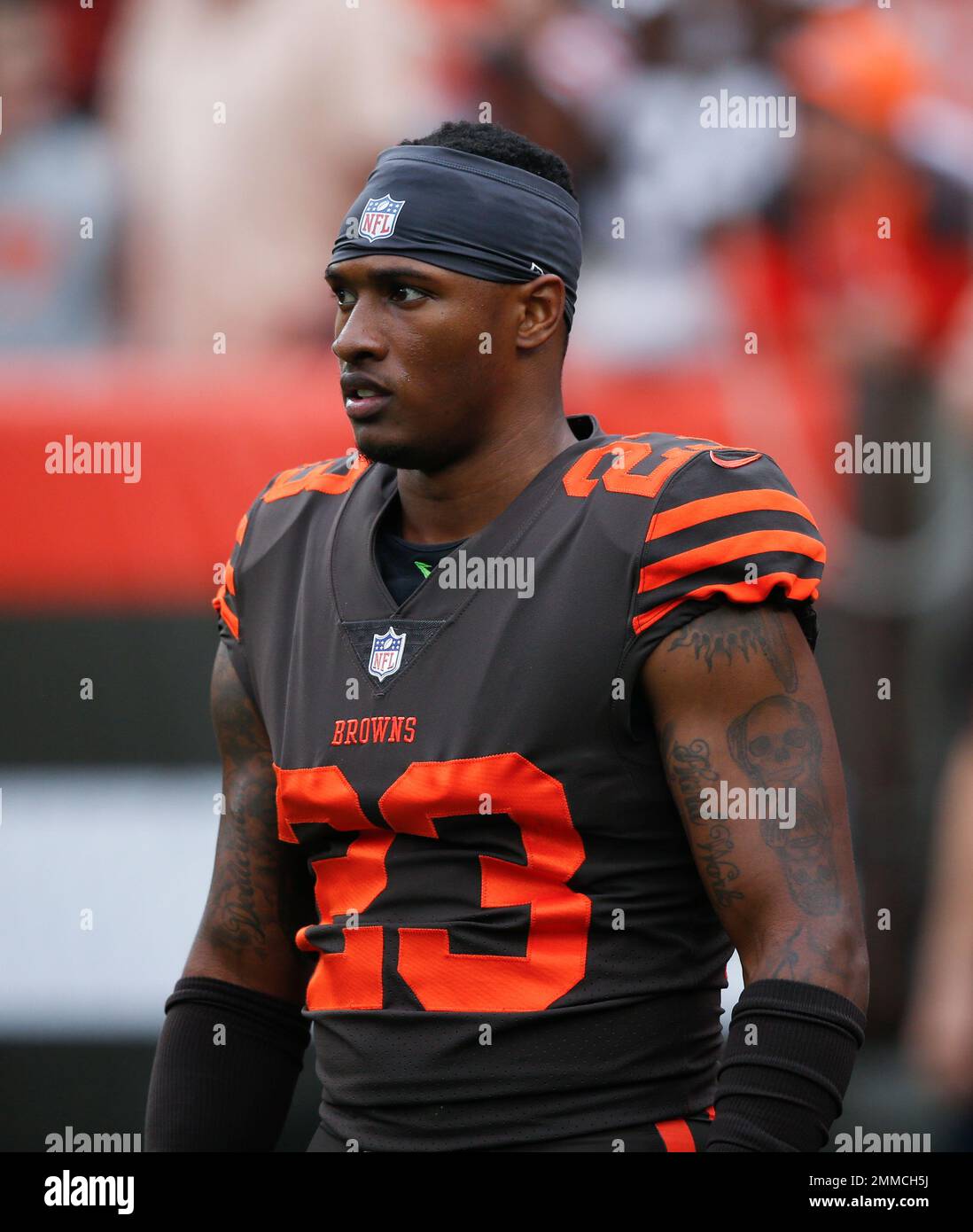 Cleveland Browns defensive back Damarious Randall (23) stretches during ...