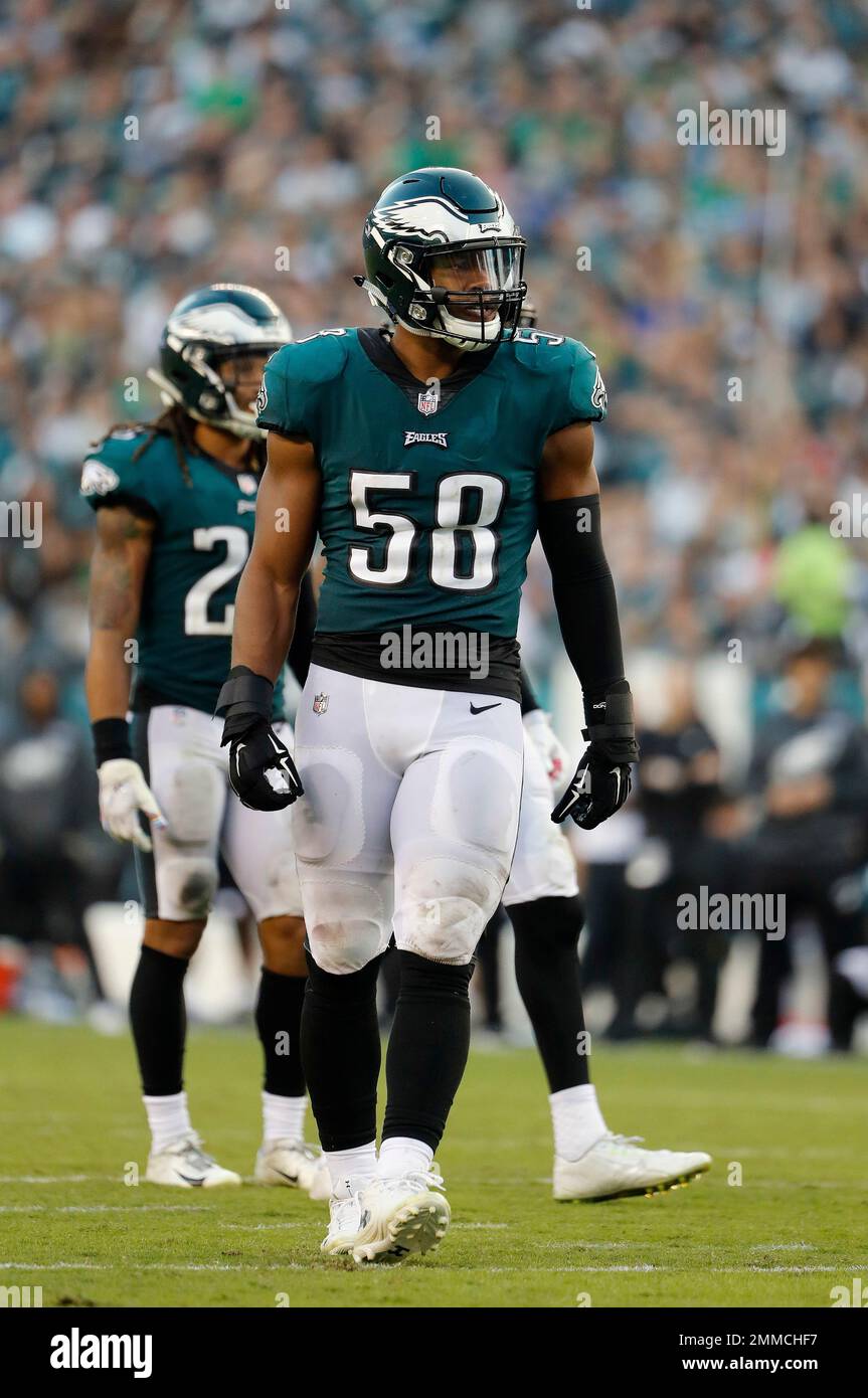 Philadelphia Eagles linebacker Jordan Hicks during an NFL football game ...