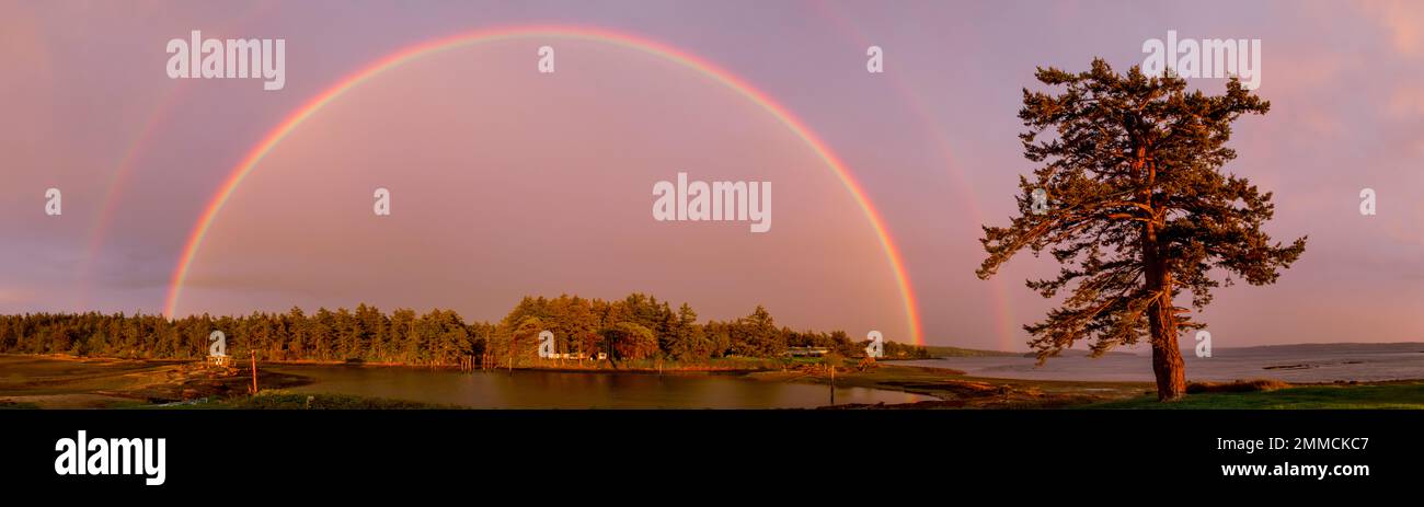 Pacific northwest panoramic natural light rainbow, Washington, USA ...