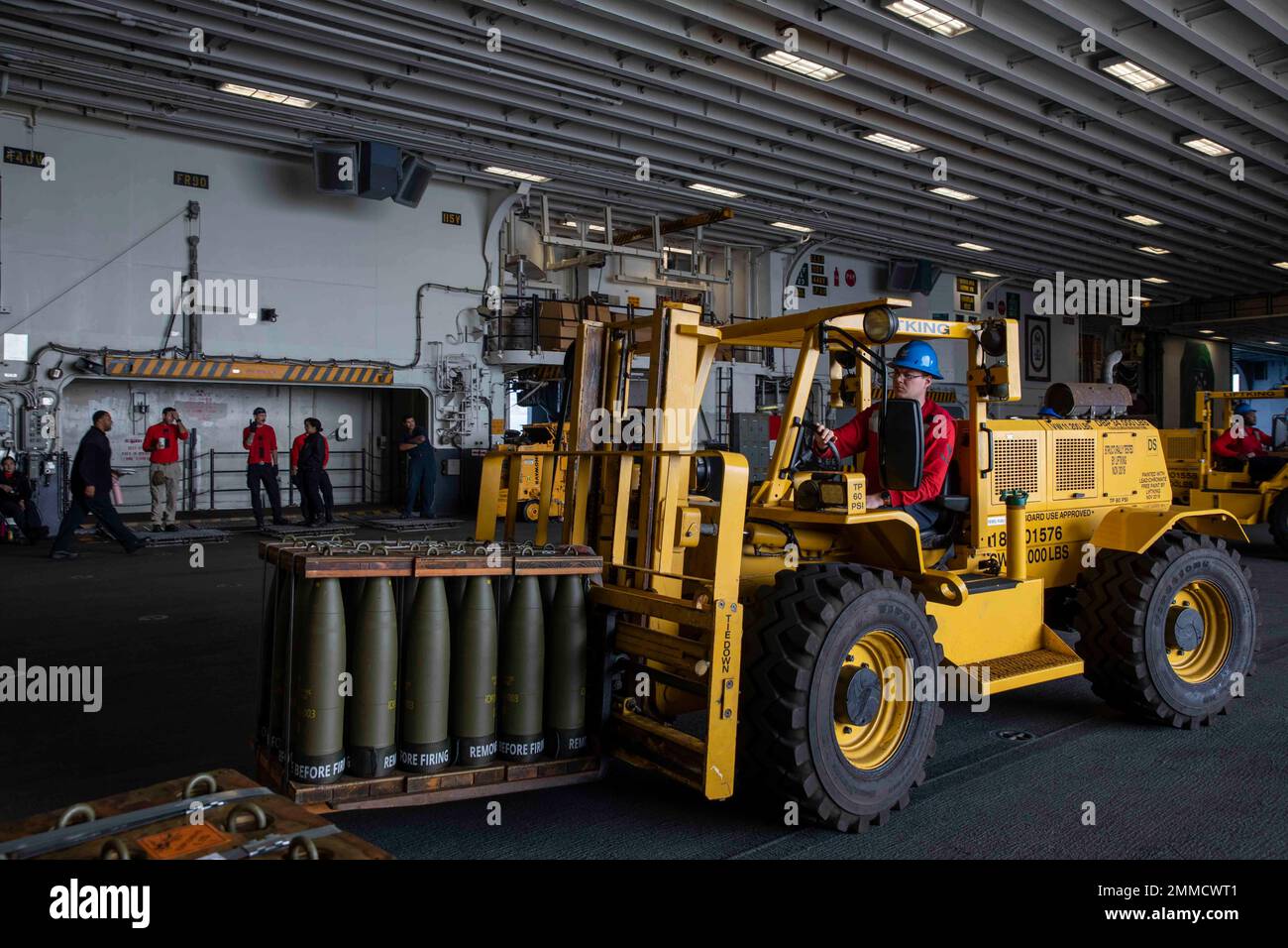 220916-N-DP708-1629 PACIFIC OCEAN (Sept. 16, 2022) – Gunner’s Mate 3rd ...