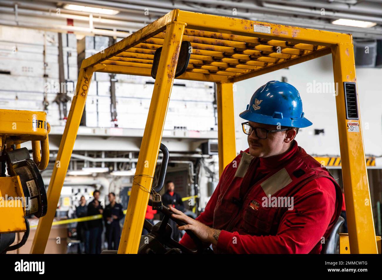 220916-N-DP708-1625 PACIFIC OCEAN (Sept. 16, 2022) – Gunner’s Mate 2nd ...