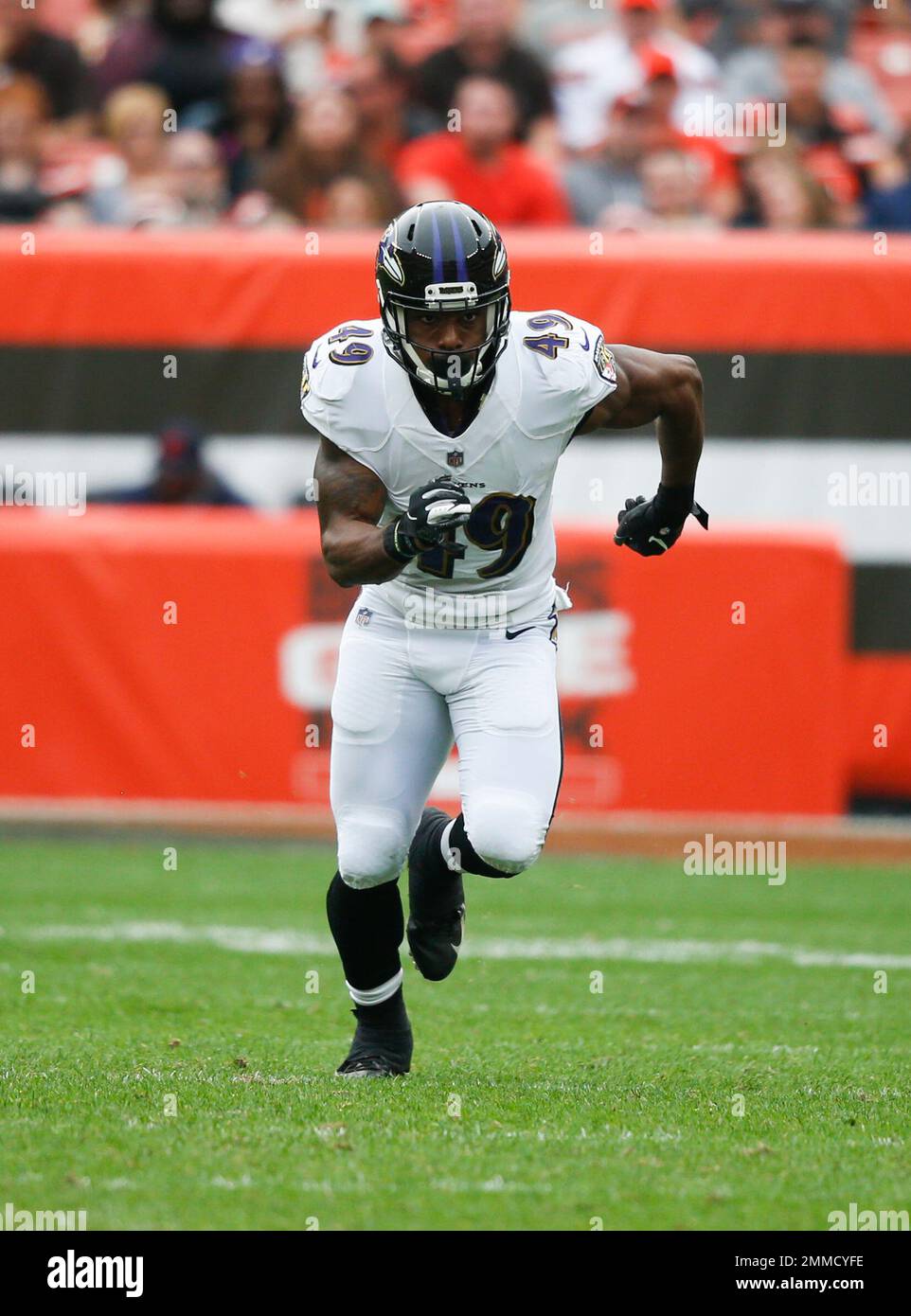 Baltimore Ravens linebacker Chris Board (49) plays against the ...