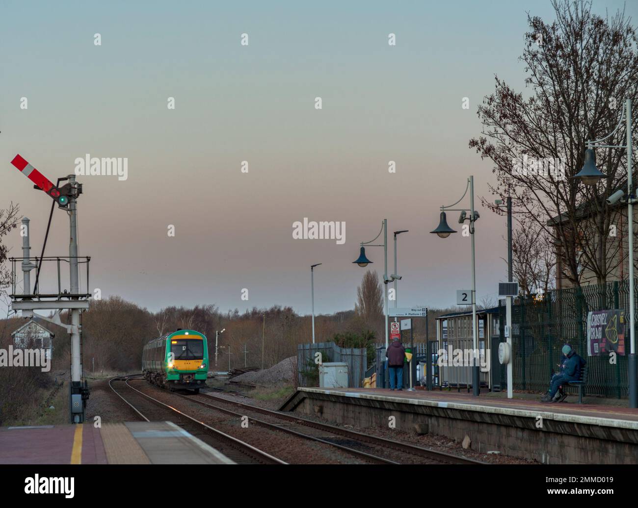 East Midlands Railway class 170 Turbostar train 170923 arriving at ...