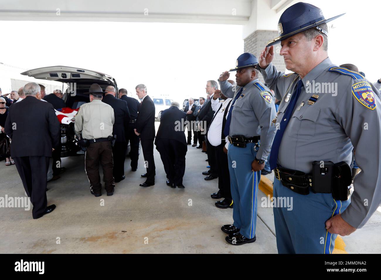 Mississippi Highway Patrol Deputy Director Lt. Col. Randy Ginn, right ...