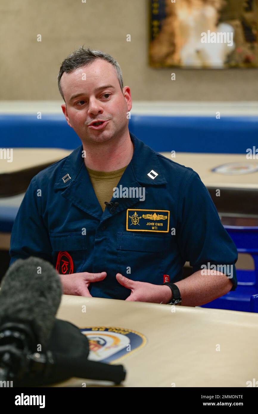 U s navy live fire mine exercise hi-res stock photography and images ...