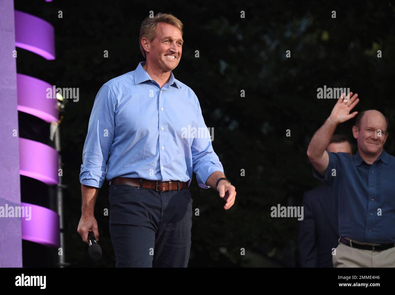 Sen. Jeff Flake, R-Ariz., left, and Sen. Chris Coons, D-Del., address ...