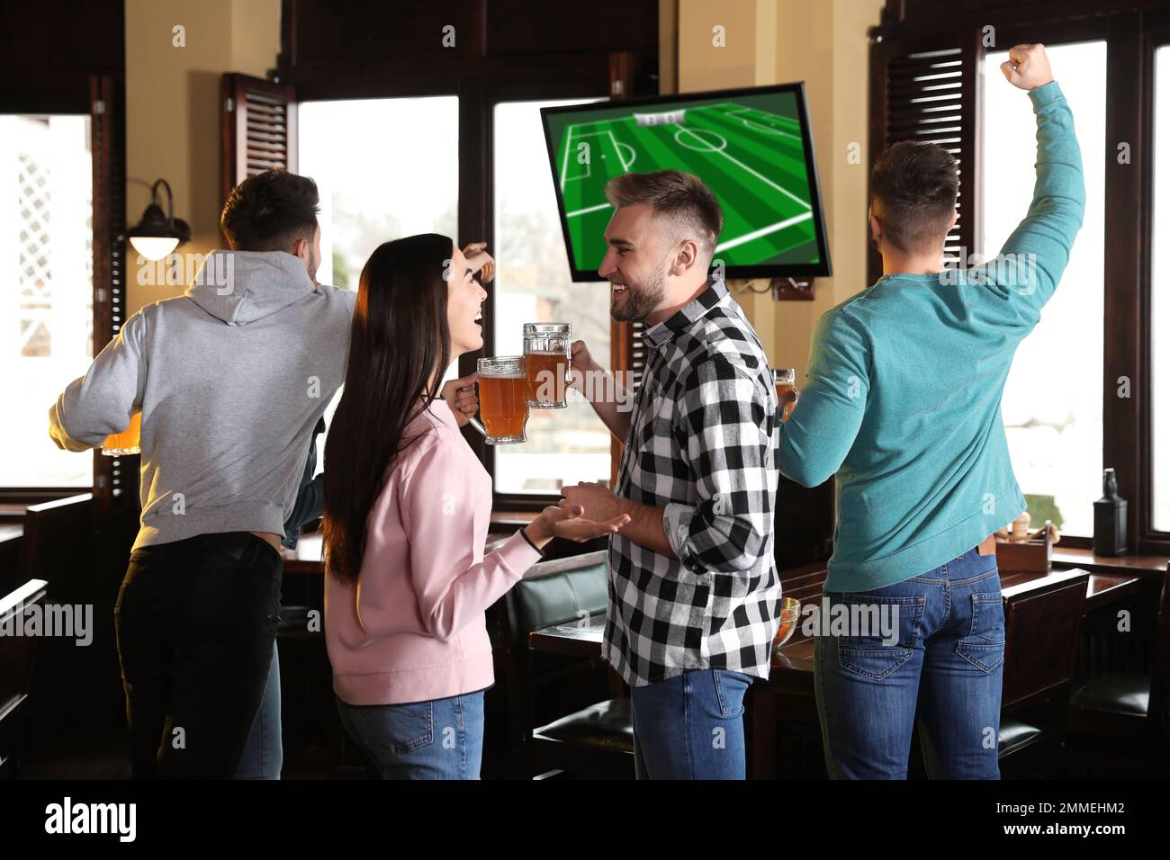 Toasting fans sport hi-res stock photography and images - Alamy