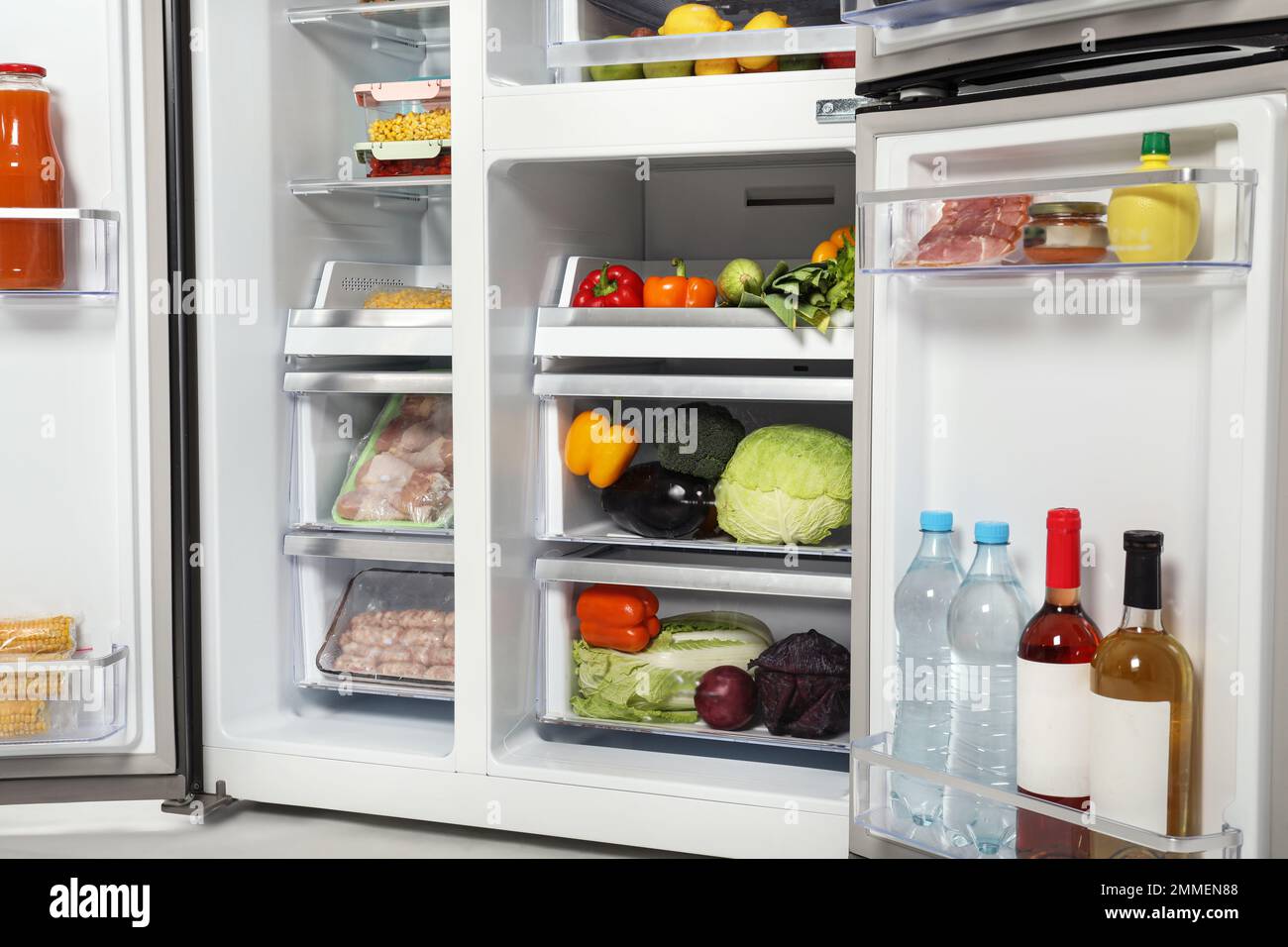 Refrigerator full of wine hi-res stock photography and images - Alamy