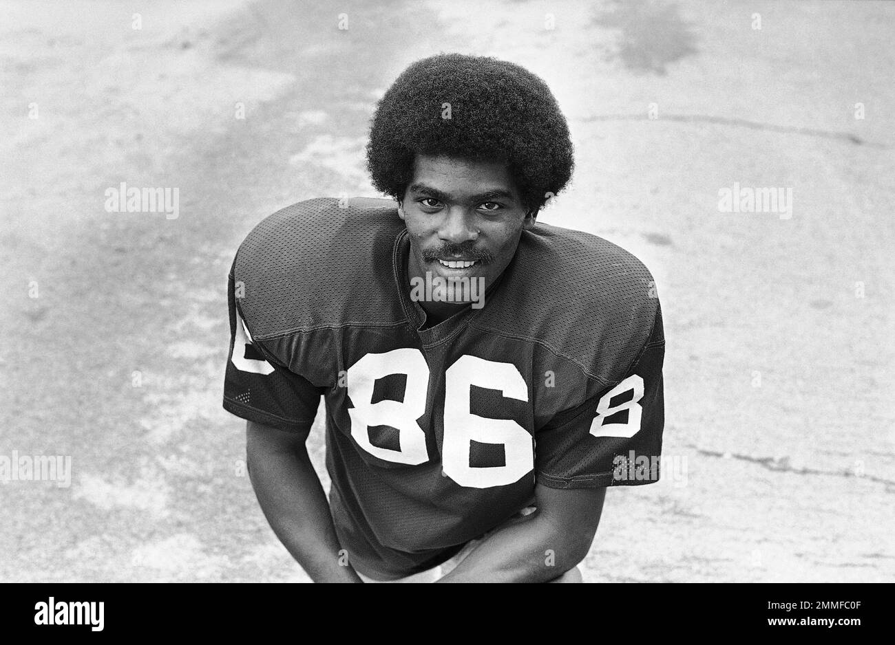 This Aug. 1975 file photo shows St. Louis Cardinals wide receiver ...