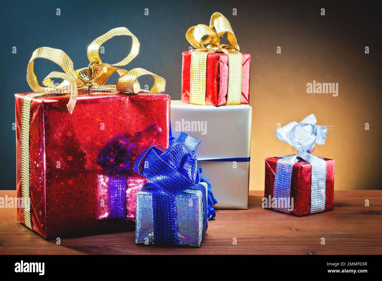 Gold items different hi-res stock photography and images - Alamy