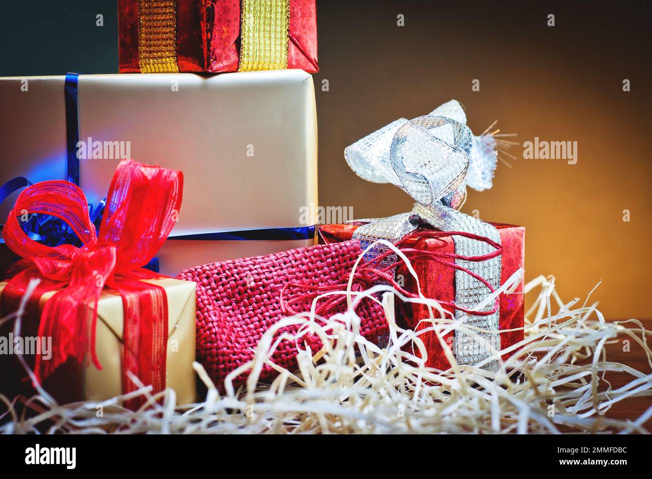 Gold items different hi-res stock photography and images - Alamy