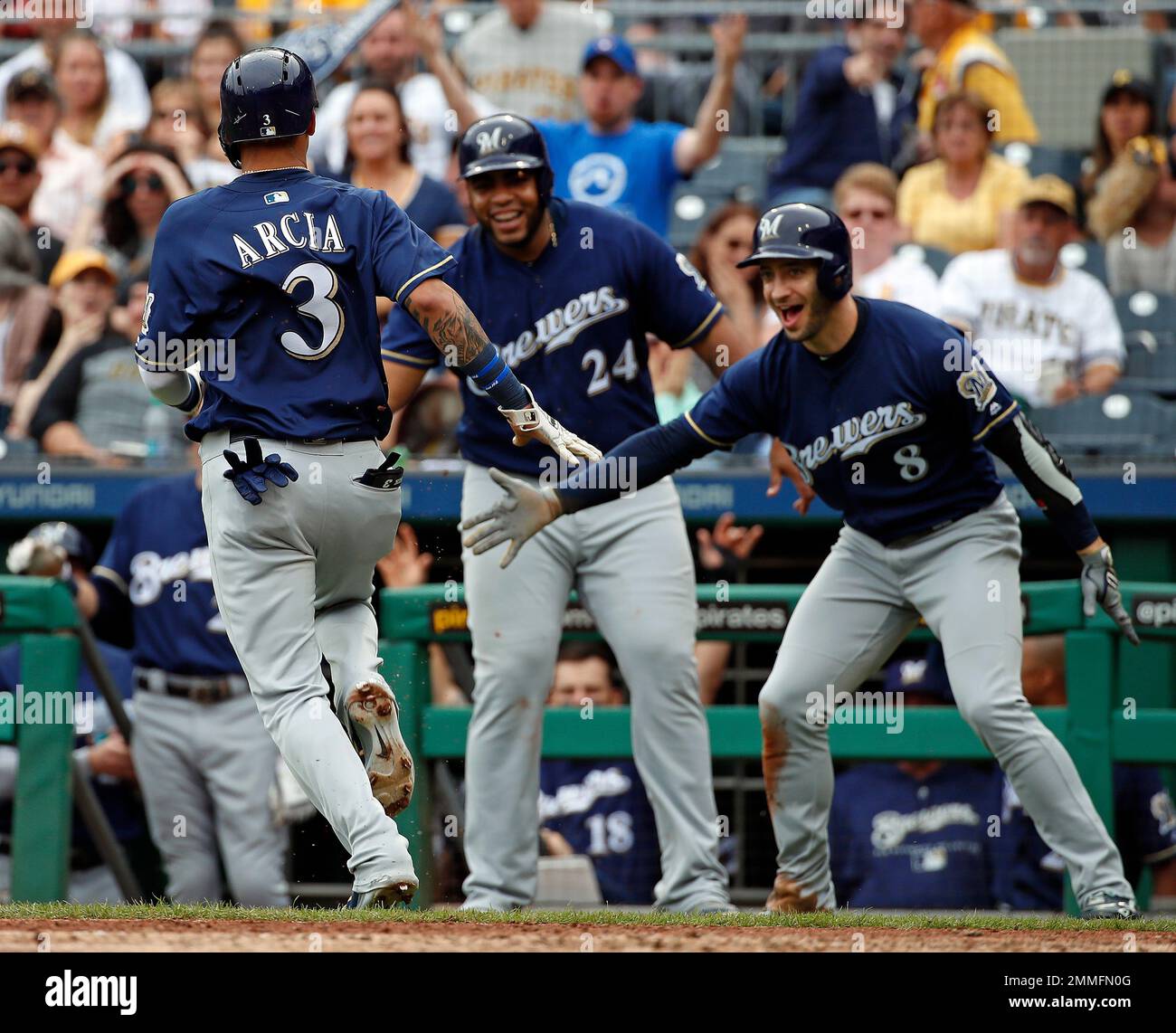 Milwaukee Brewers' Orlando Arcia (3) scores on an error by Pittsburgh ...