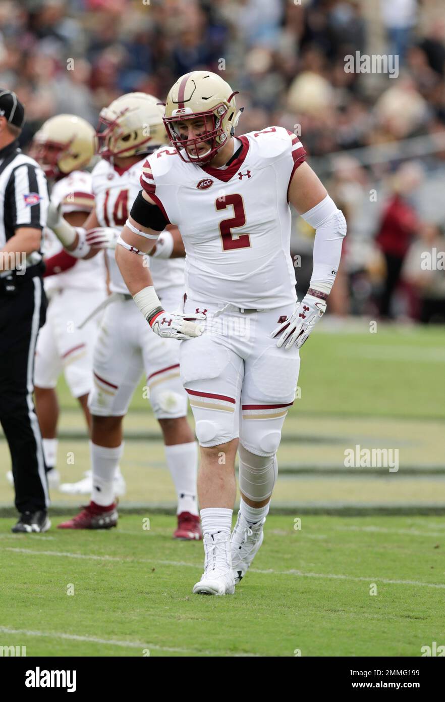 Boston College defensive end Zach Allen (2) lines up against Purdue ...