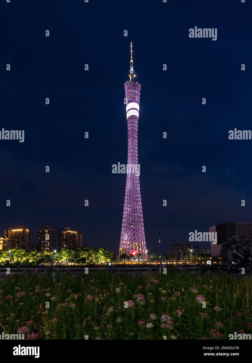 Guangzhou tower landmarks hi-res stock photography and images - Alamy
