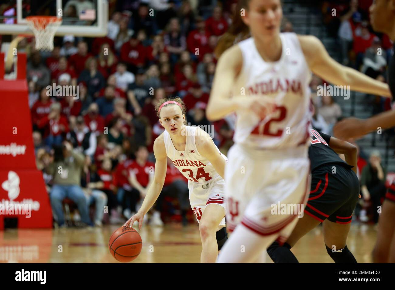 Indiana Hoosiers guard Grace Berger (34) plays against Rutgers during ...