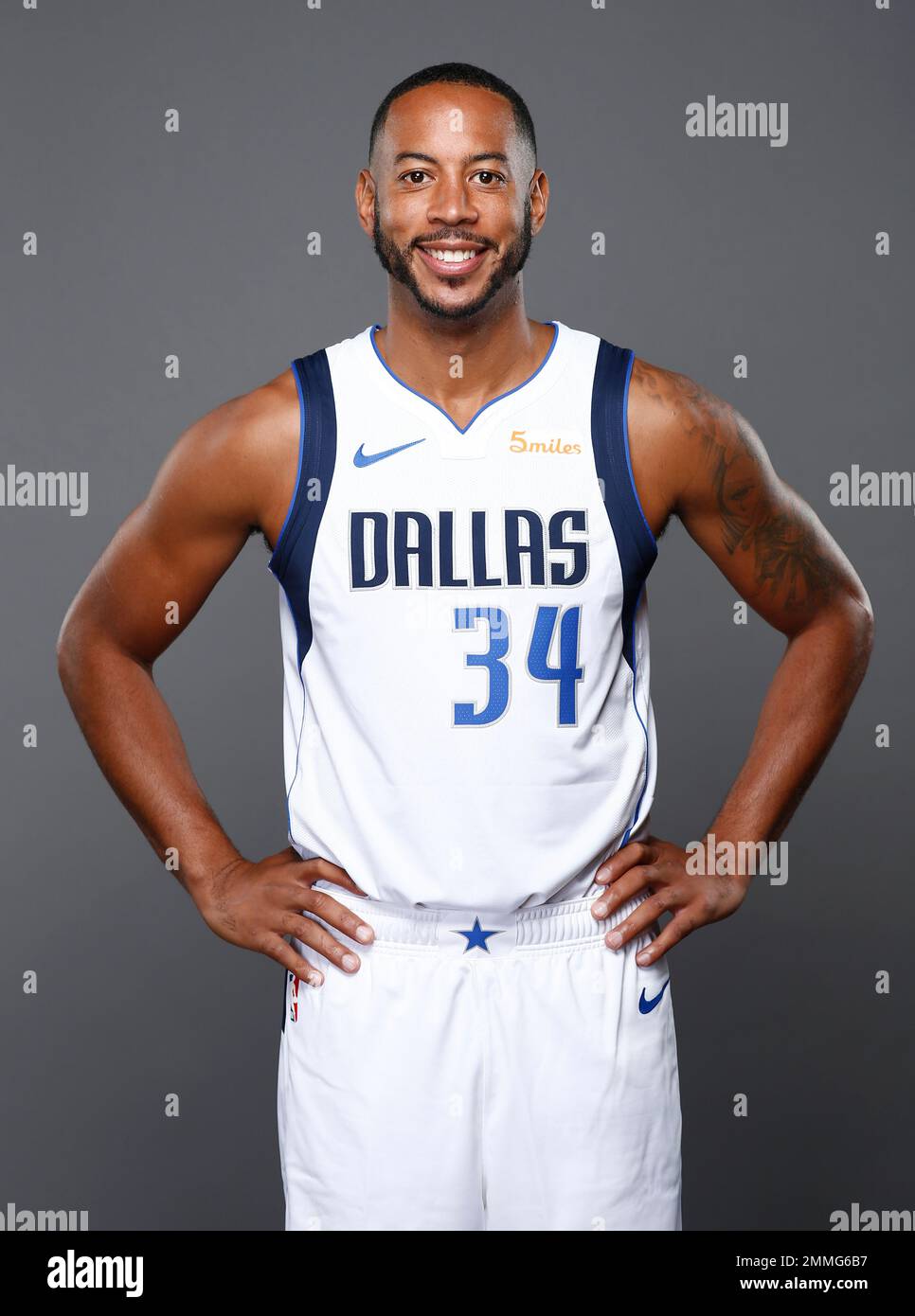 Dallas Mavericks guard Devin Harris (34) poses for a photo during the ...