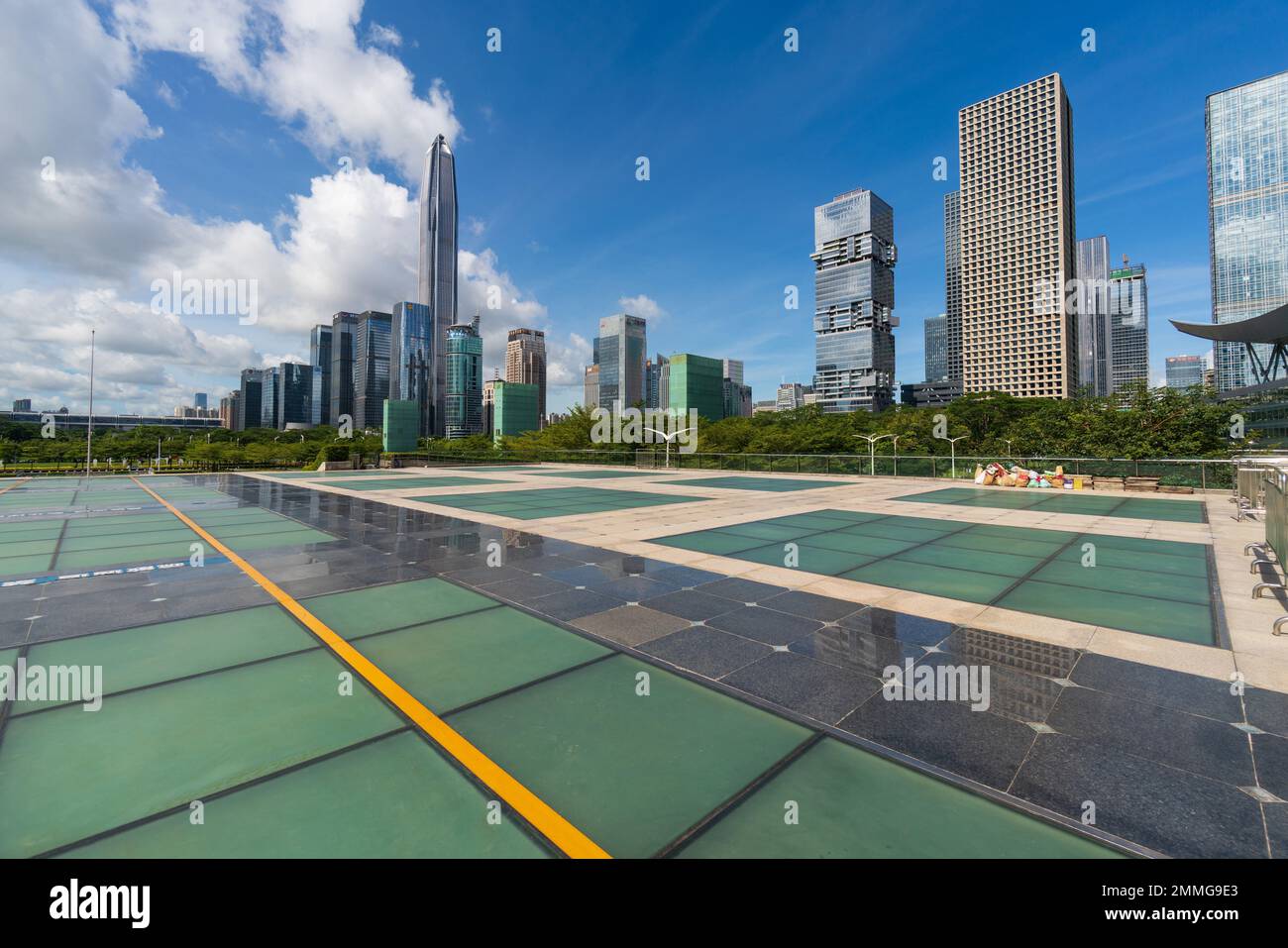 Ping'an financial center hi-res stock photography and images - Alamy