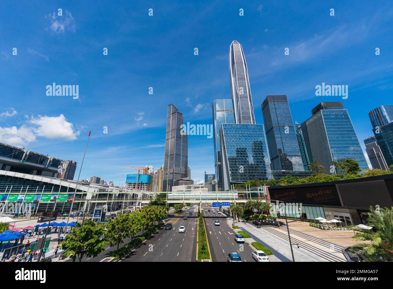 Ping'an financial center hi-res stock photography and images - Alamy