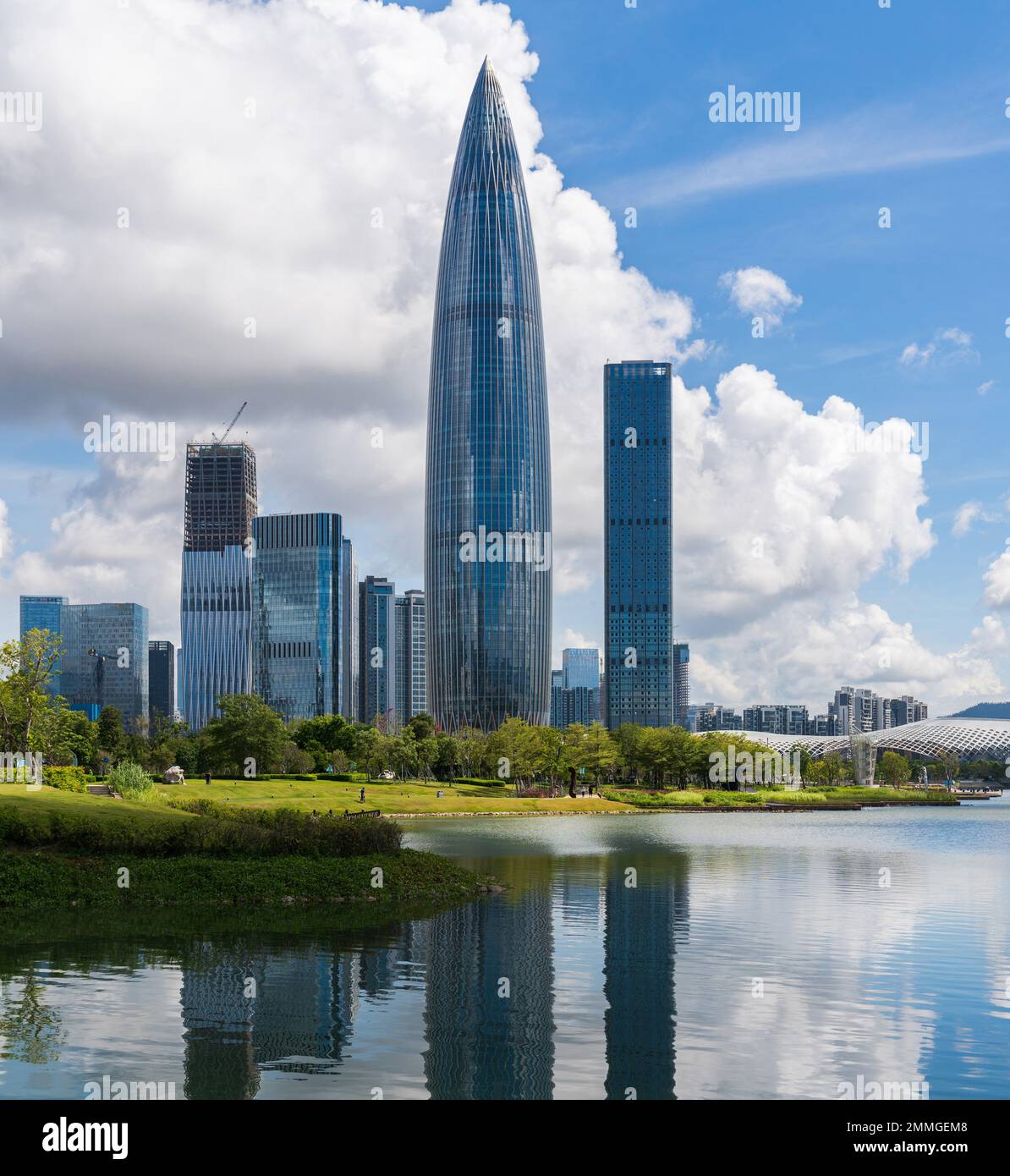 Skyscrapers water shenzhen hi-res stock photography and images - Alamy