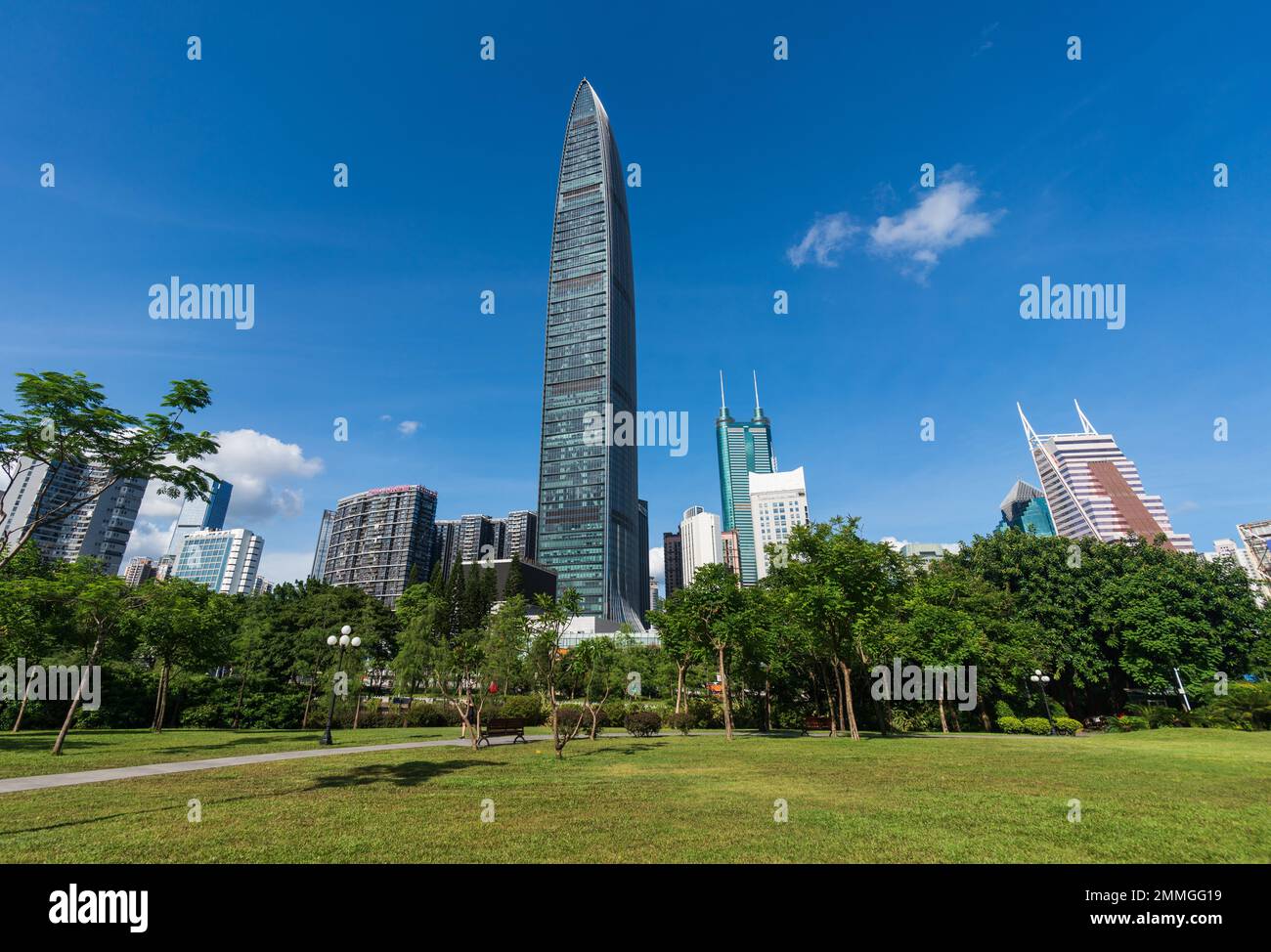 Shenzhen diwang commercial building hi-res stock photography and images ...