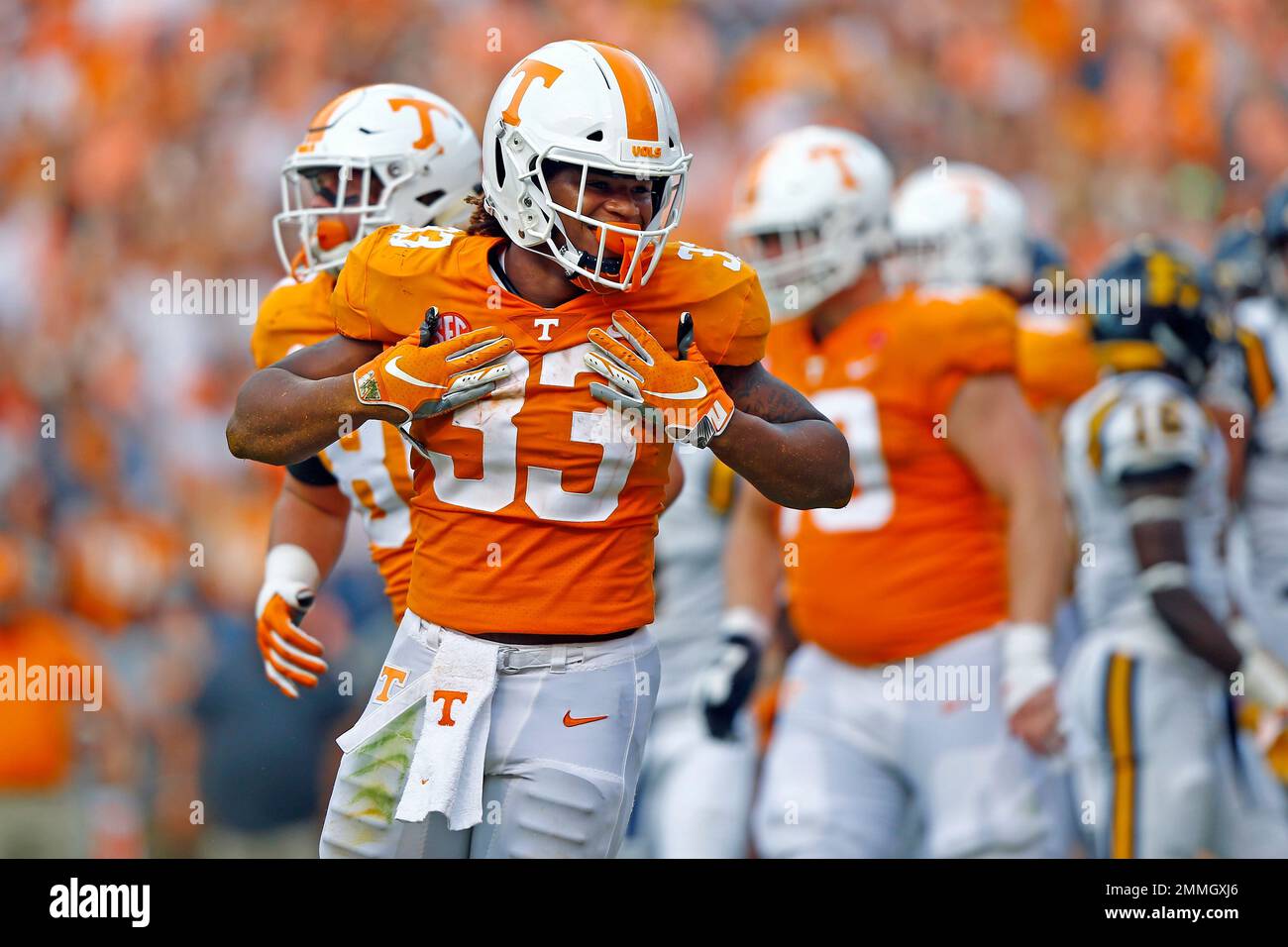 Tennessee running back Jeremy Banks (33) celebrates after scoring a ...