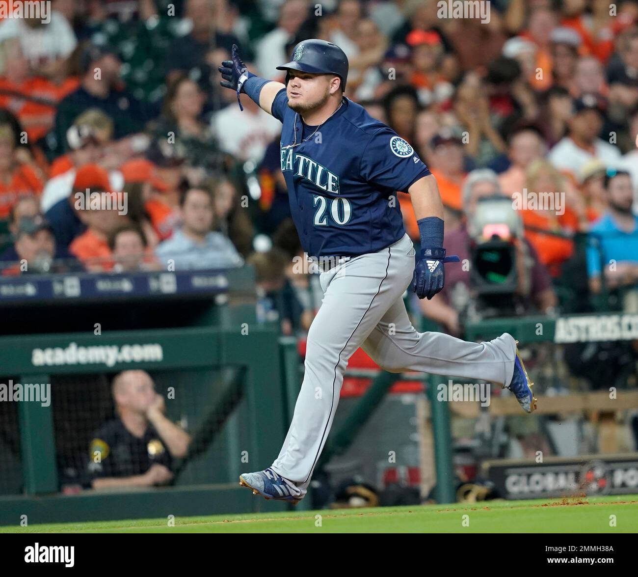 Seattle Mariners' Daniel Vogelbach celebrates after hitting a grand ...