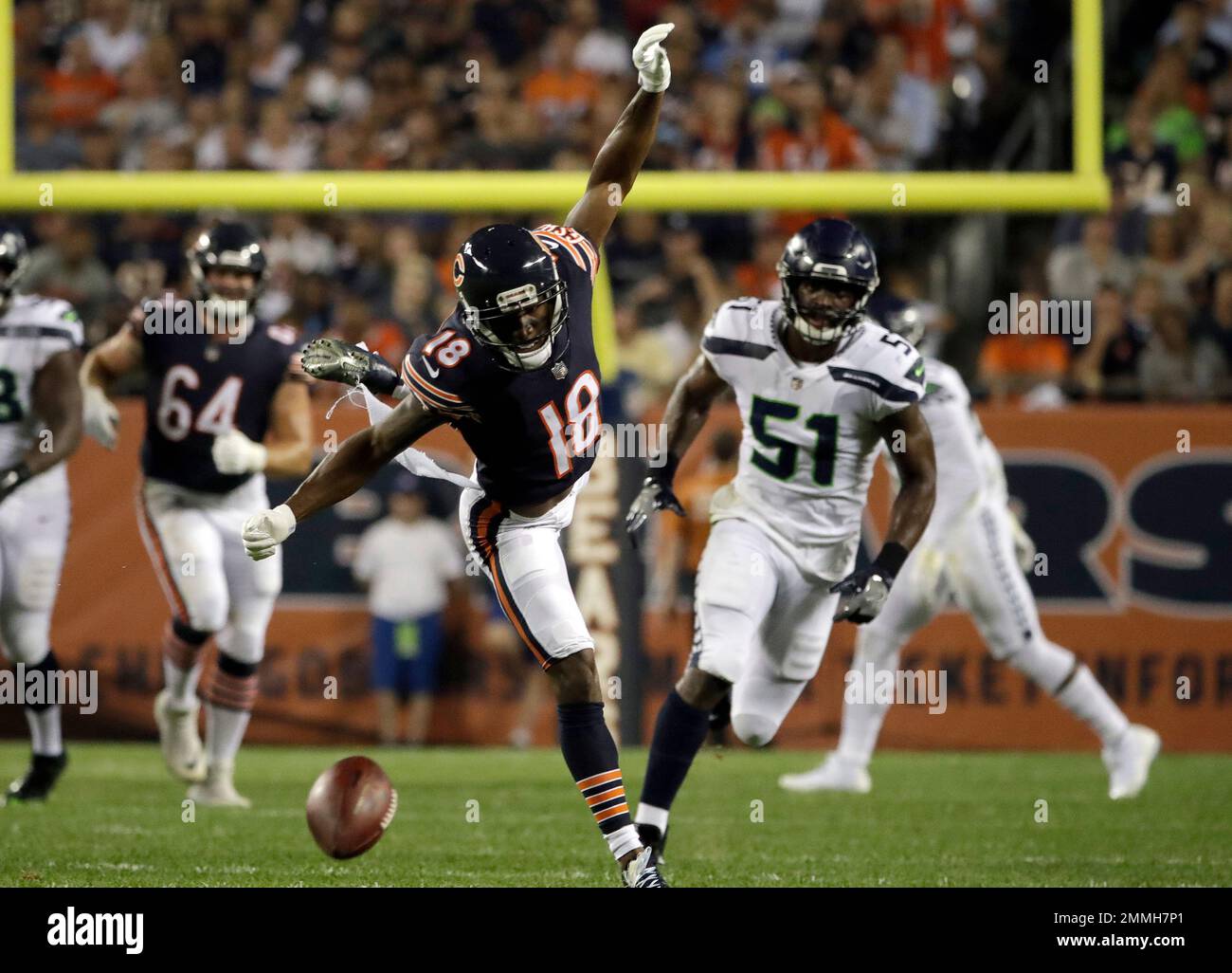 Chicago Bears wide receiver Taylor Gabriel (18) misses a reception ...