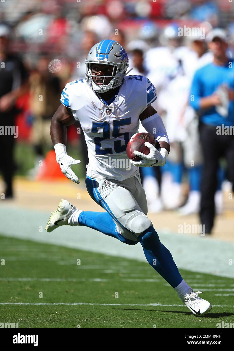 Detroit Lions running back Theo Riddick during the second half of an ...