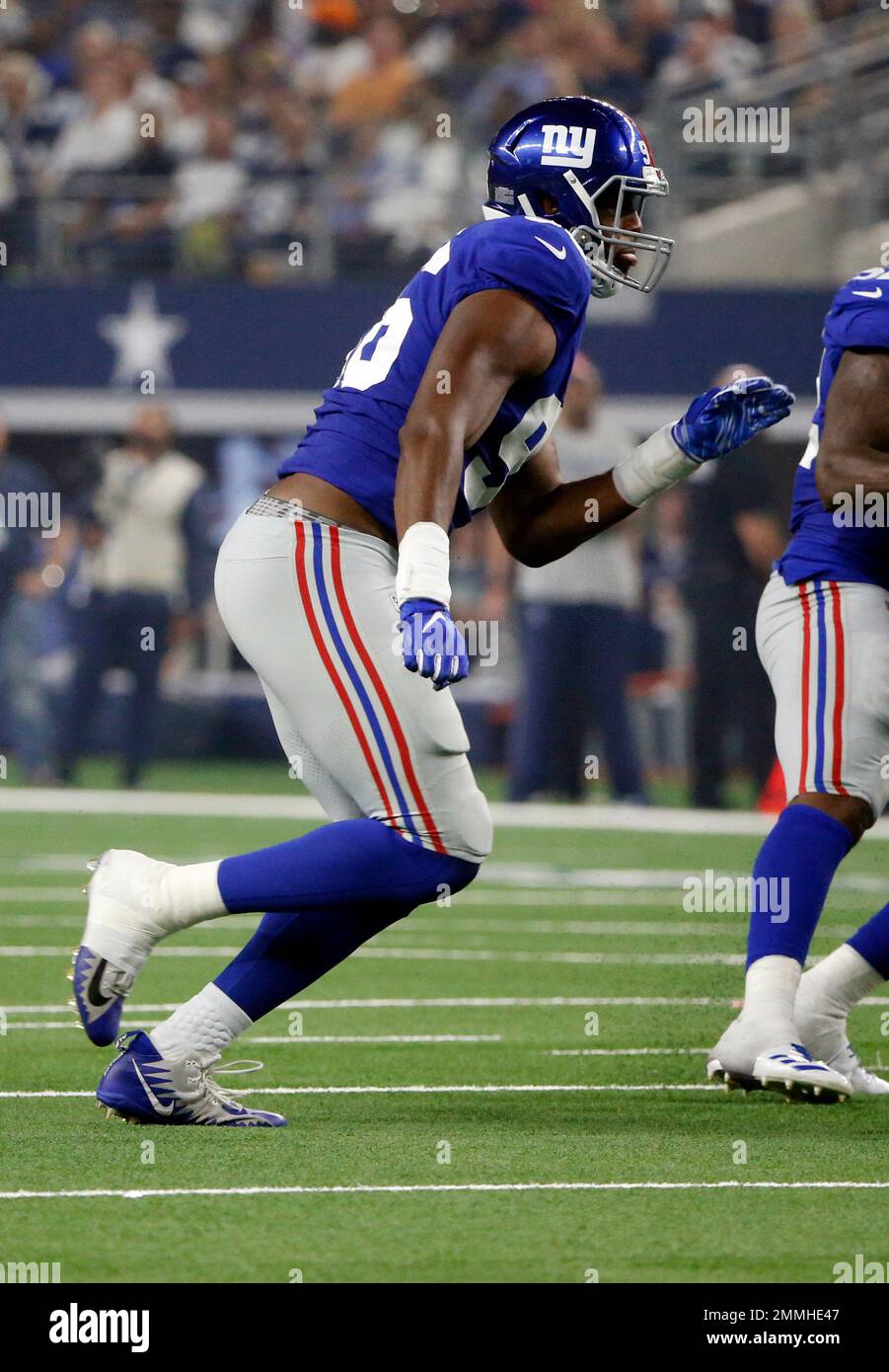 New York Giants linebacker Kareem Martin (96) defends against the ...
