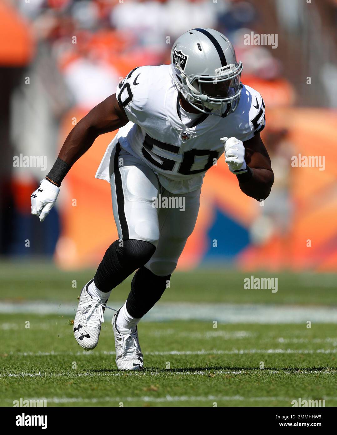 Oakland Raiders linebacker Nicholas Morrow (50) lines up against the ...