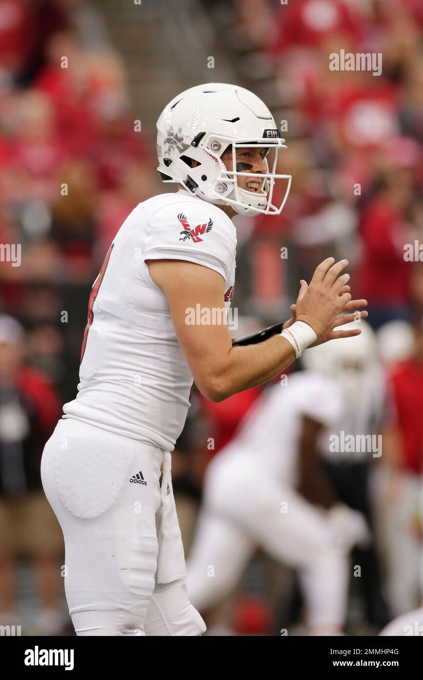 Eastern Washington quarterback Gage Gubrud calls a play during the ...