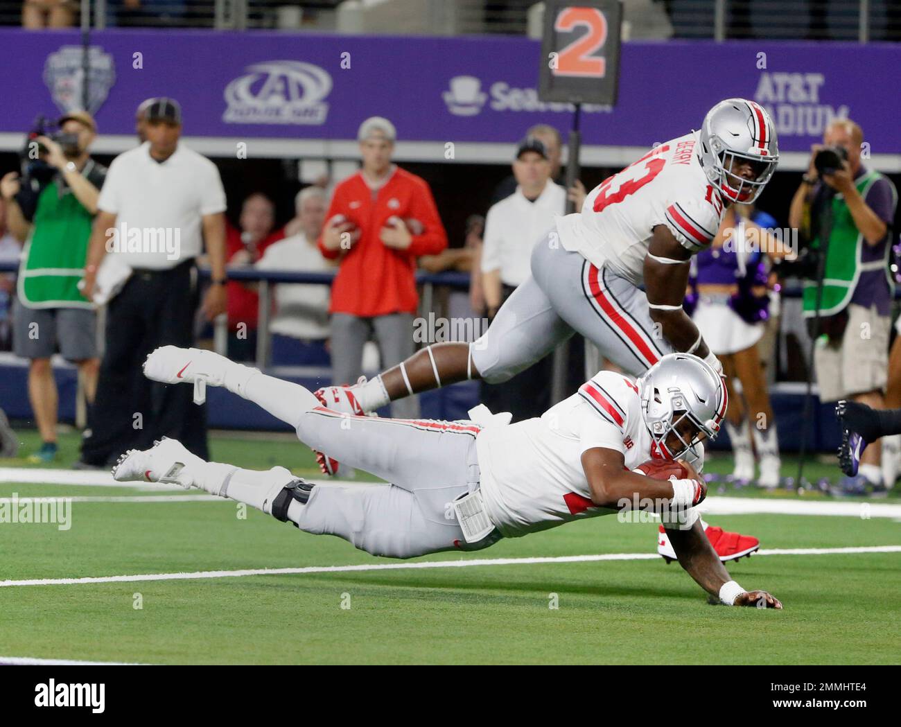 Ohio State quarterback Dwayne Haskins (7) scores a touchdown against ...