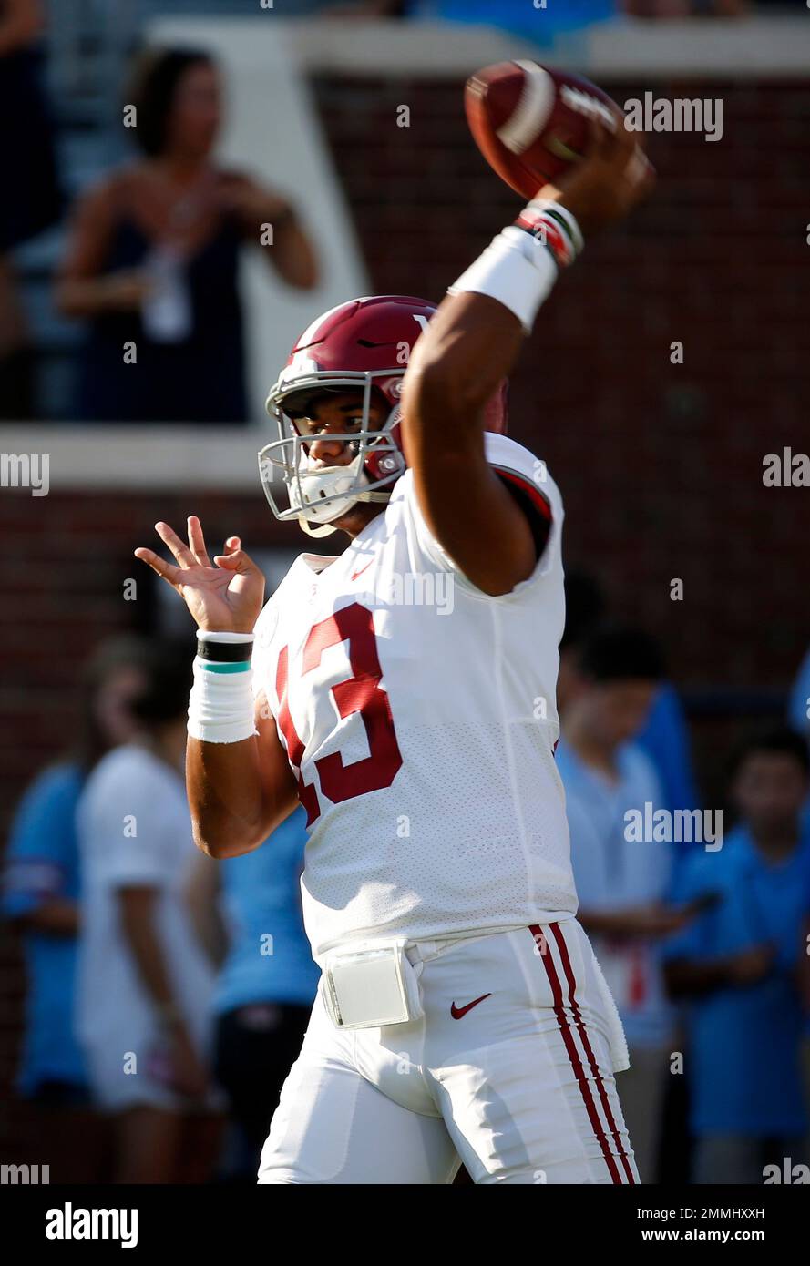 Alabama quarterback Tua Tagovailoa (13) passes the football during the ...