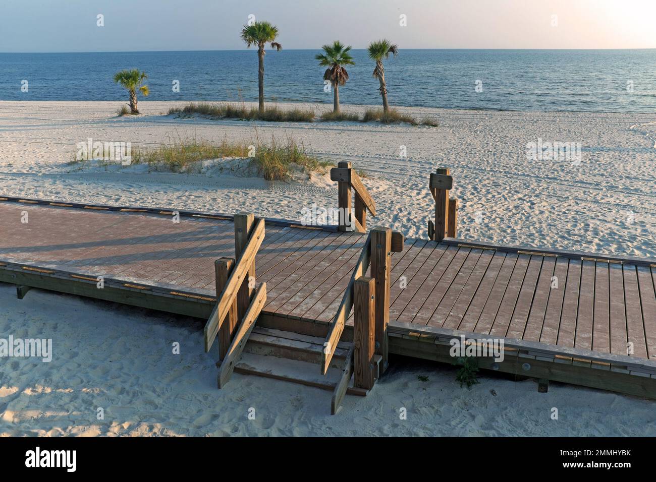 Gulf of mexico palm trees wooden boardwalk hi-res stock photography and images - Alamy