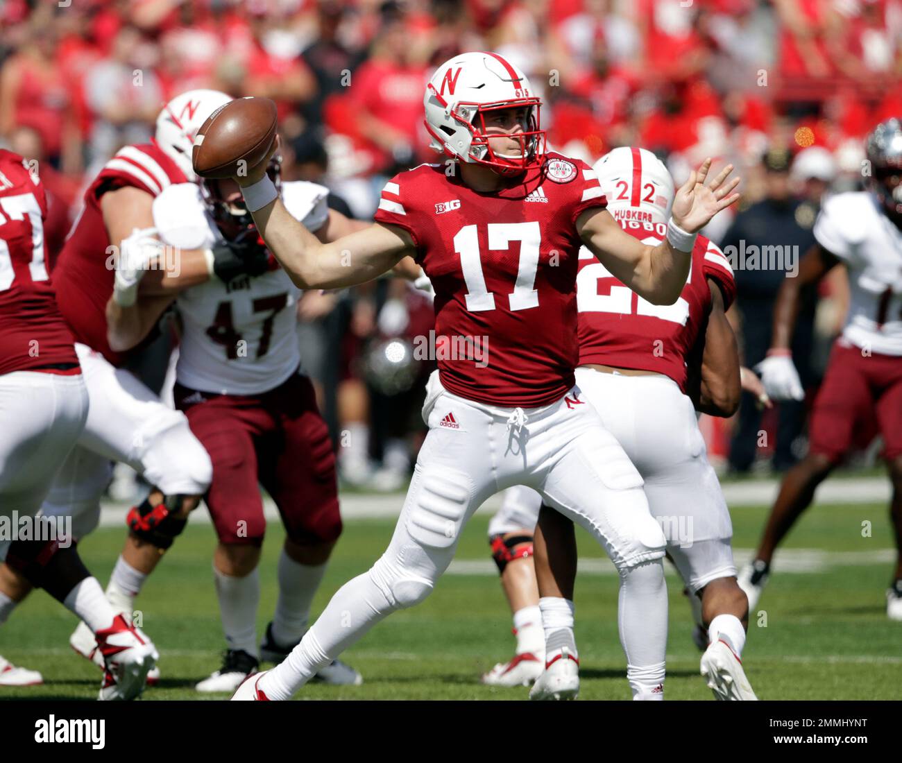 Nebraska quarterback Andrew Bunch (17) throws during the first half of ...