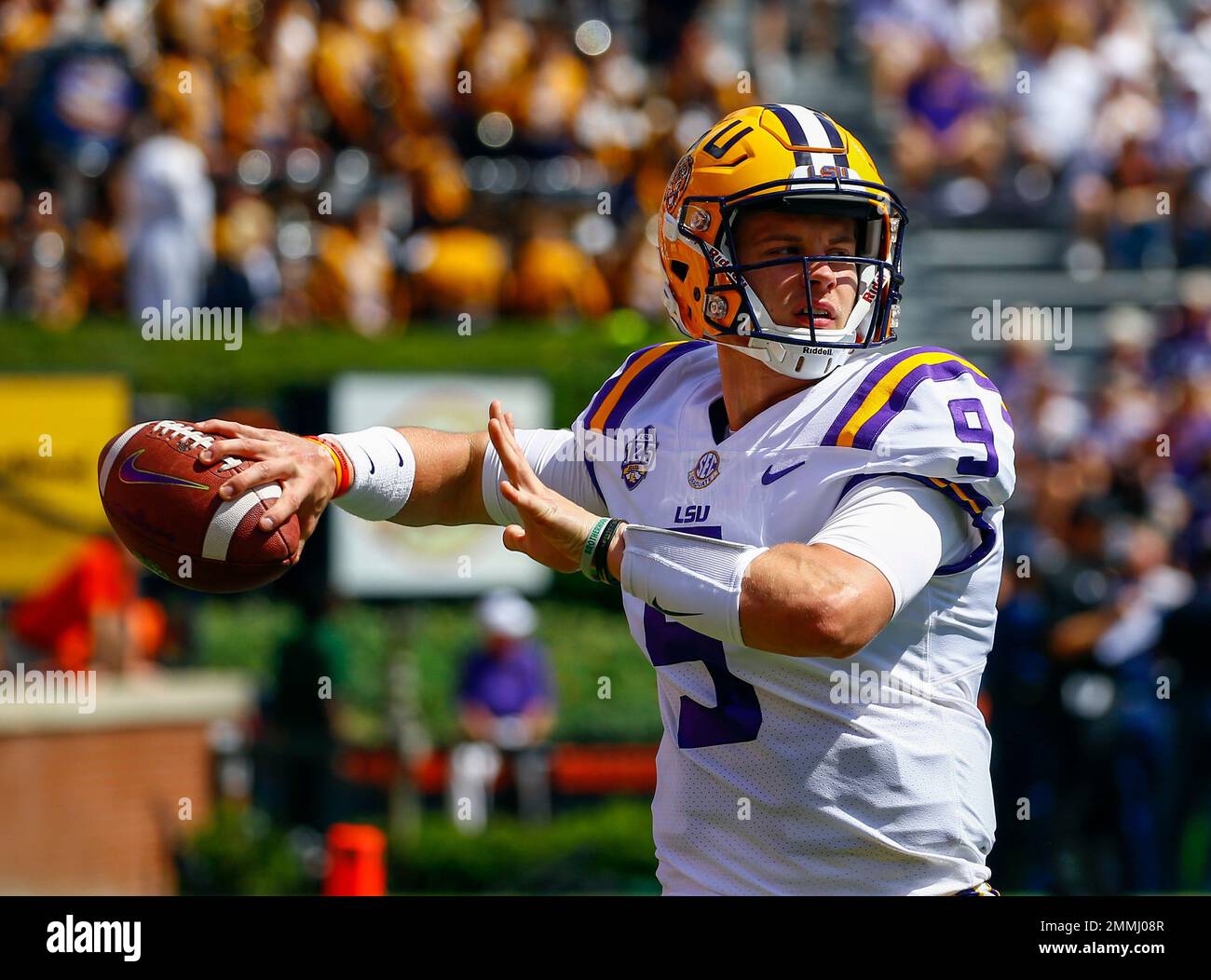 LSU quarterback Joe Burrow (9) warms up before an NCAA college football ...