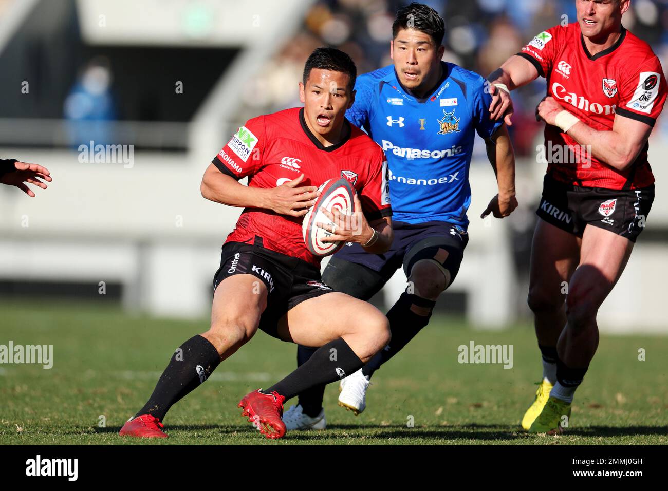 Kumagaya Rugby Stadium, Saitama, Japan. 28th Jan, 2023. (L-R) Yusuke ...