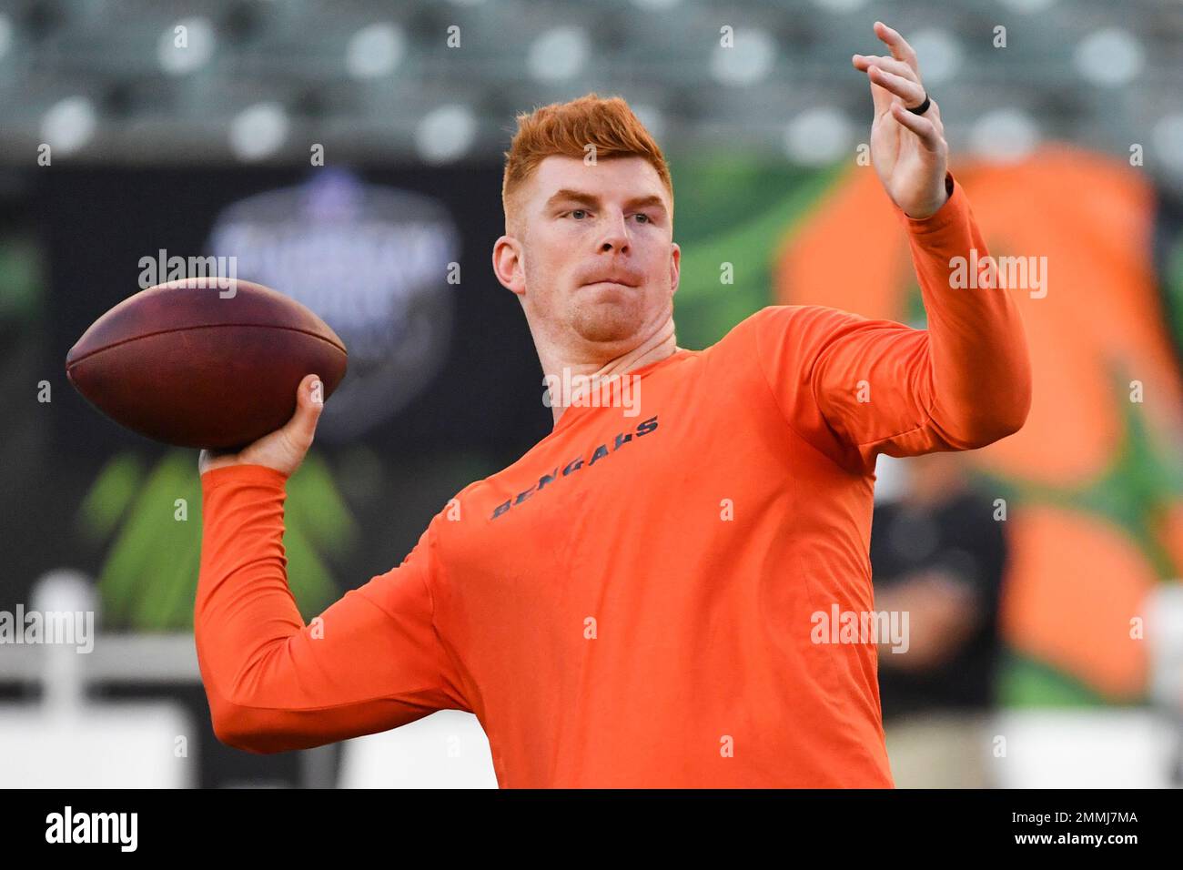 Cincinnati Bengals quarterback Andy Dalton throws during practice ...